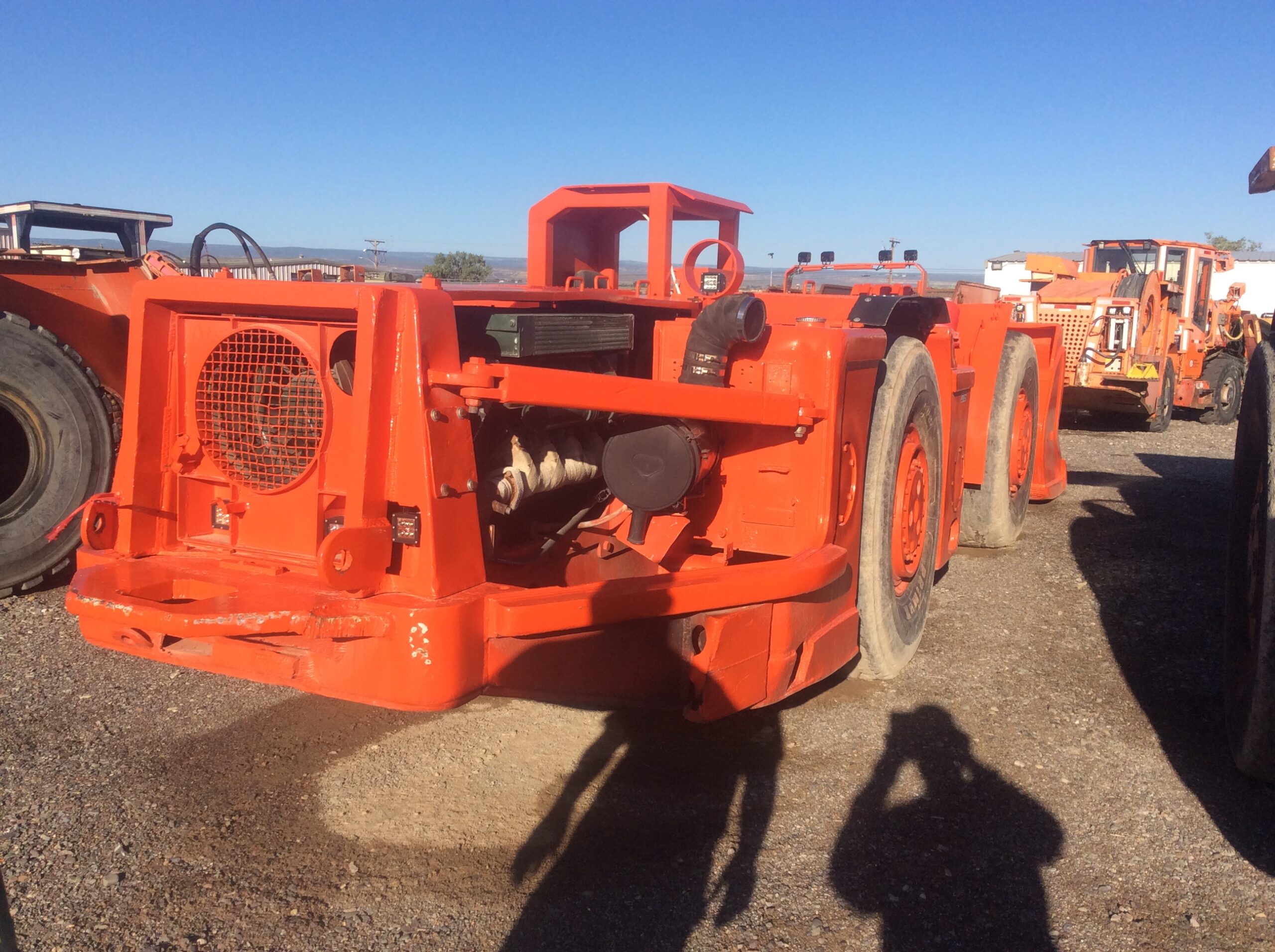 Sandvik Toro 400D LHD - Mining Equipment & Supply LLC