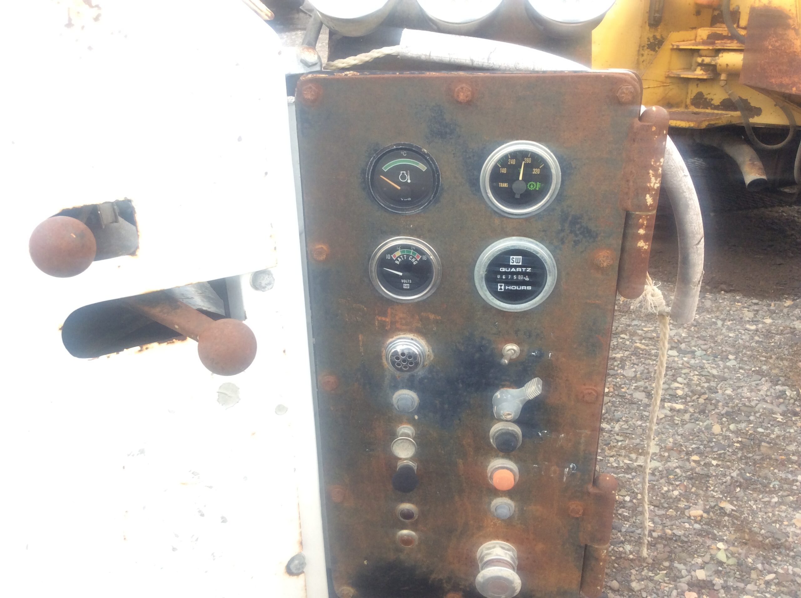 Elmac Scissor Deck - Mining Equipment & Supply LLC