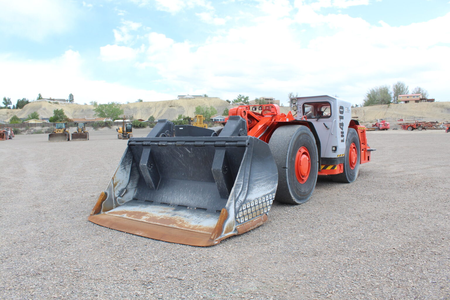 Sandvik Toro LH410 - MES Equipment