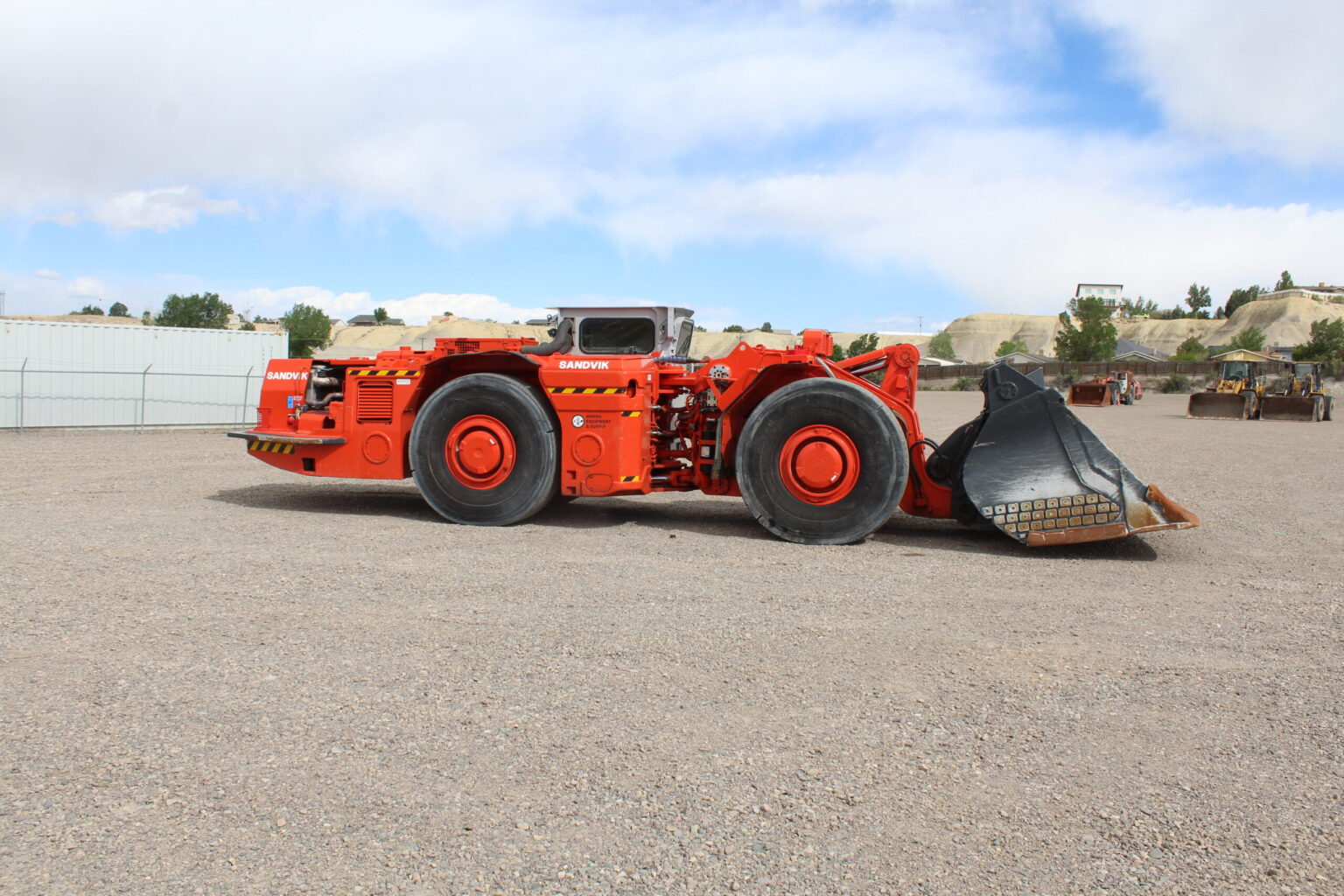 Sandvik Toro LH410 - MES Equipment