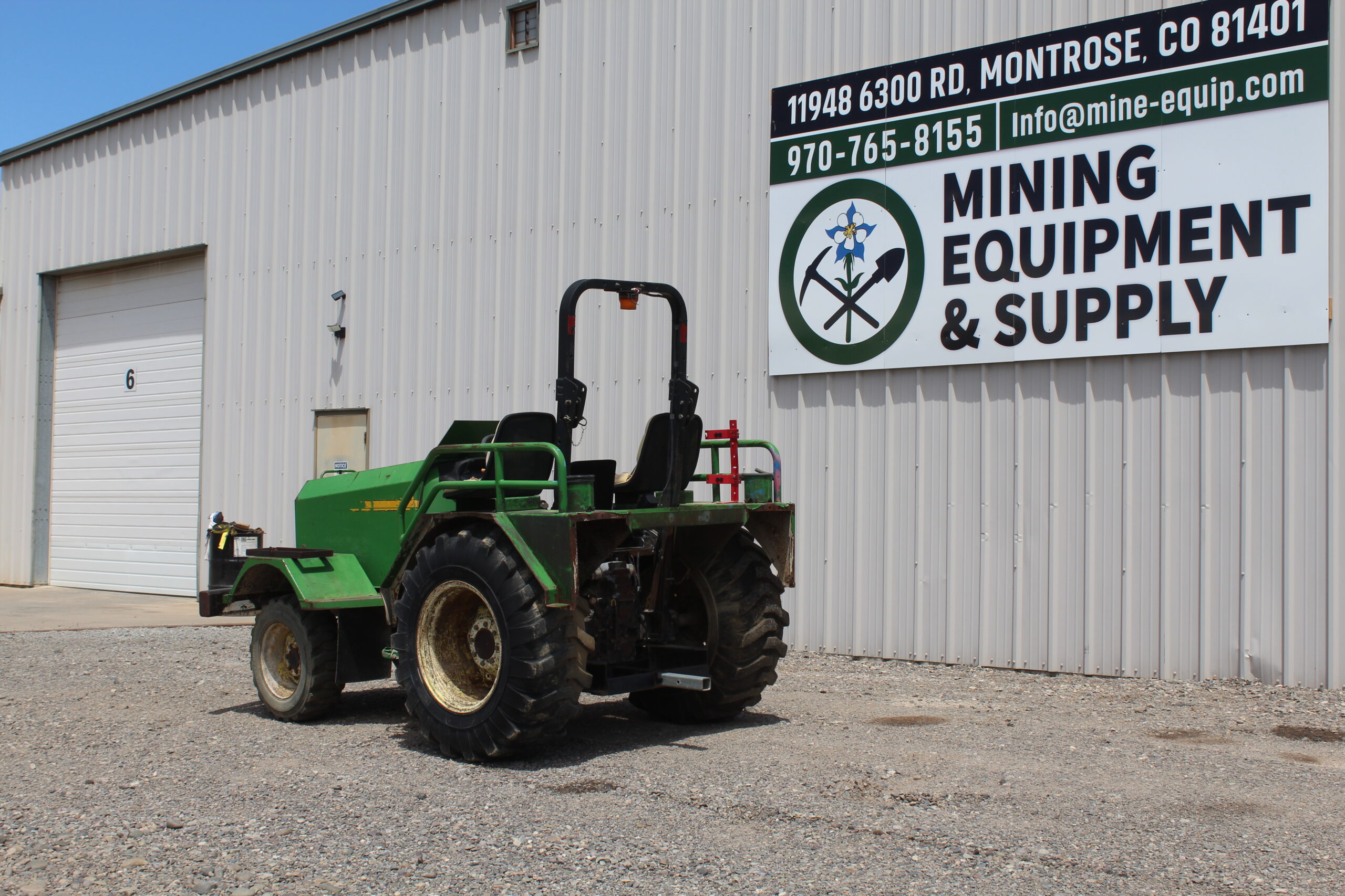 John Deere Tractor - Mining Equipment & Supply LLC