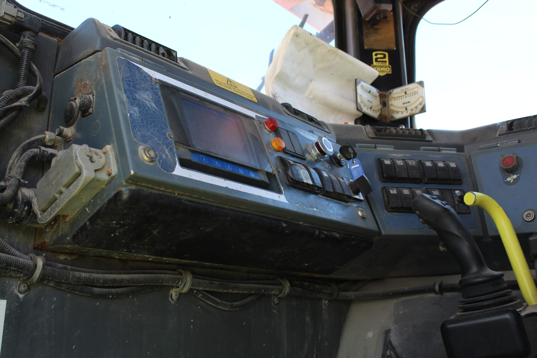 Sandvik LH-517 - Mining Equipment & Supply LLC