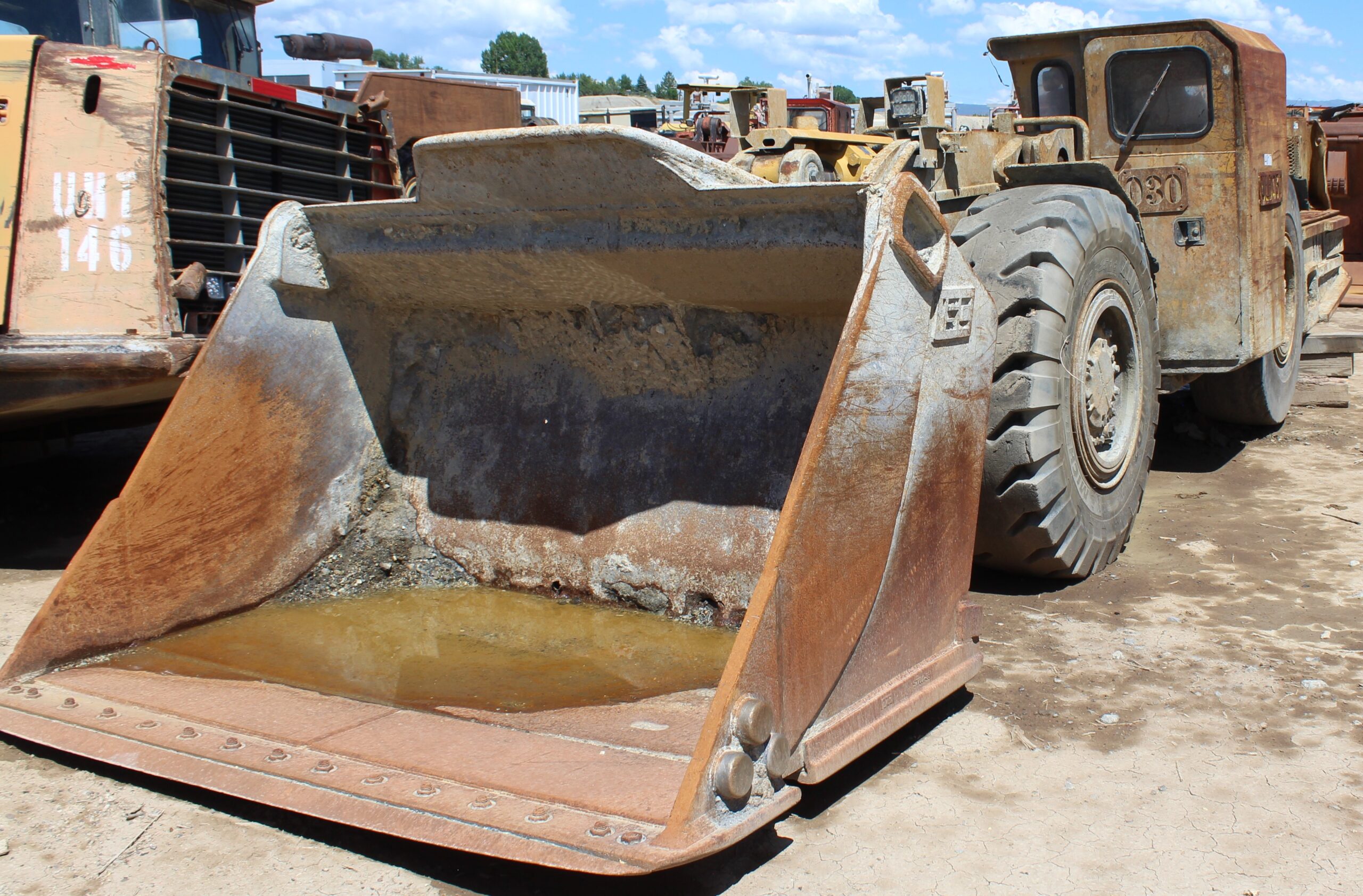 Caterpillar R1300 Elphinstone - Mining Equipment & Supply LLC