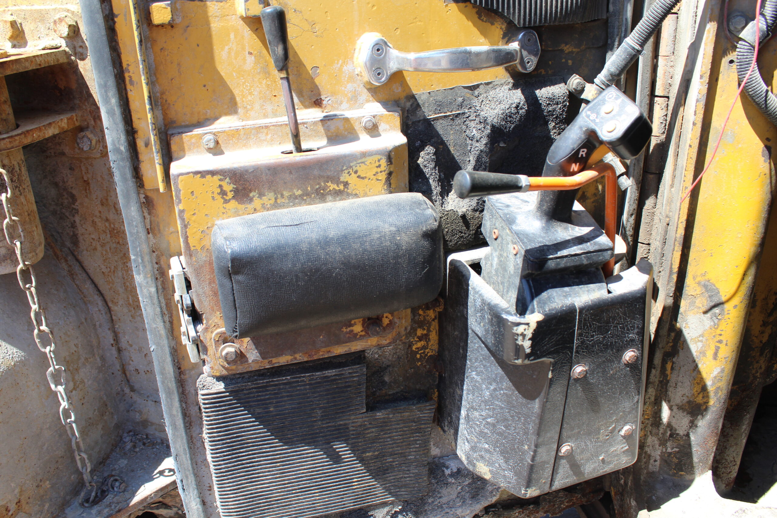 Caterpillar R1300 Elphinstone - Mining Equipment & Supply LLC