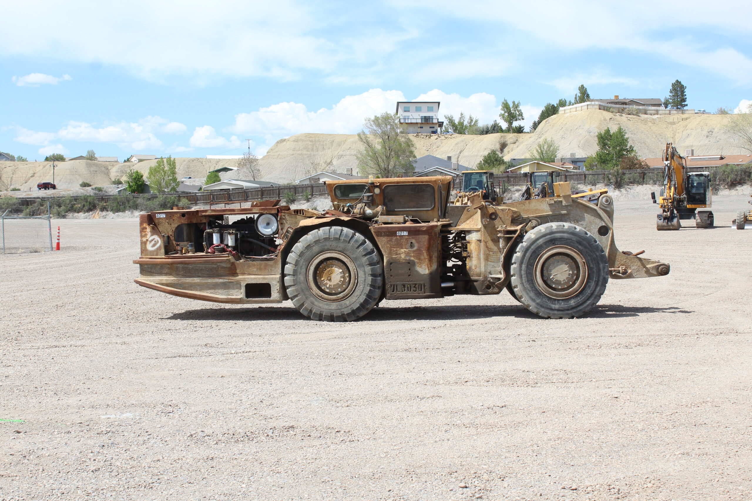 Caterpillar R1300 Elphinstone - Mining Equipment & Supply LLC