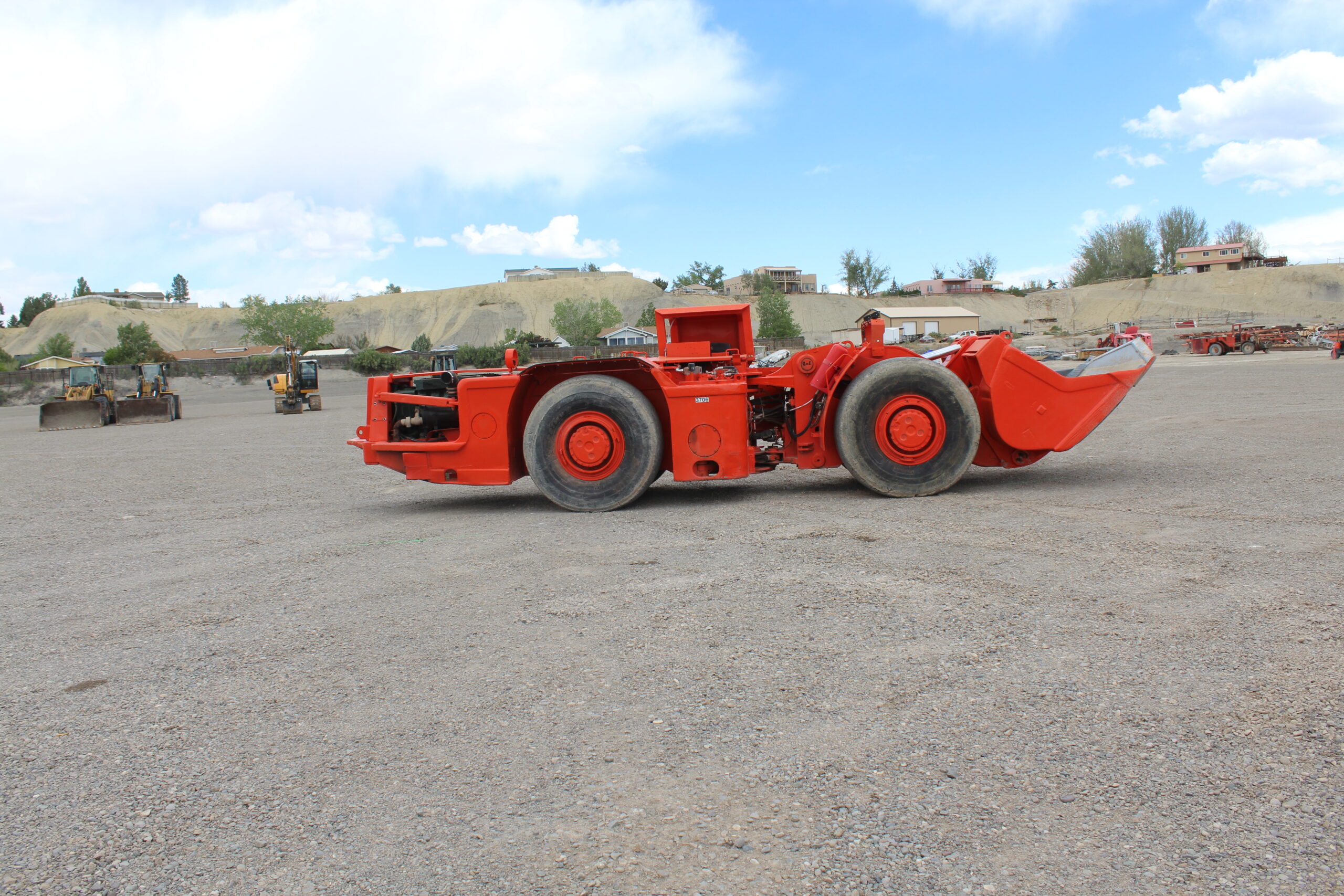 Sandvik Toro 400D LHD - Mining Equipment & Supply LLC