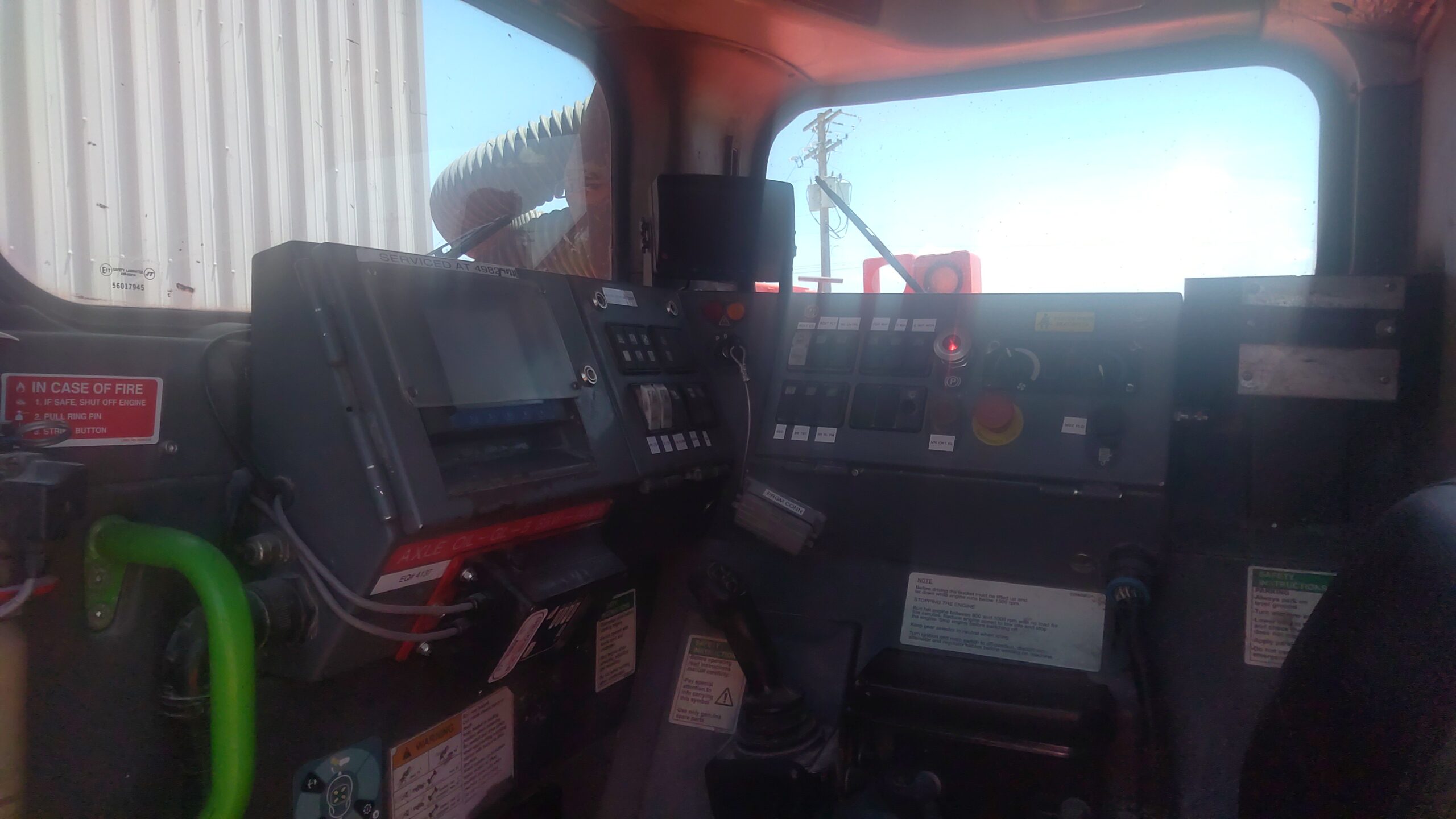 Sandvik Toro LH410 - Mining Equipment & Supply LLC