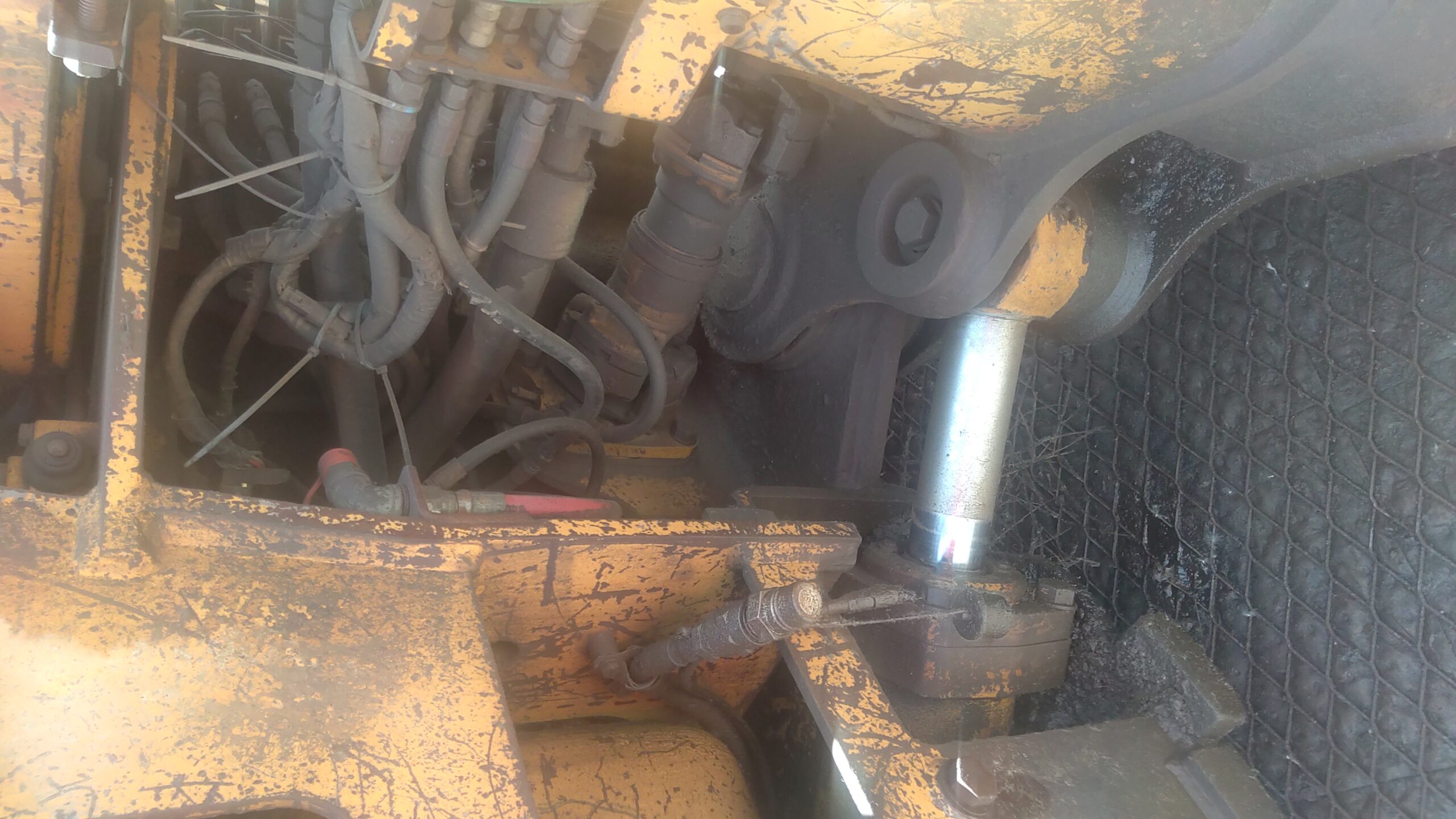 Caterpillar R1300 Elphinstone - Mining Equipment & Supply LLC